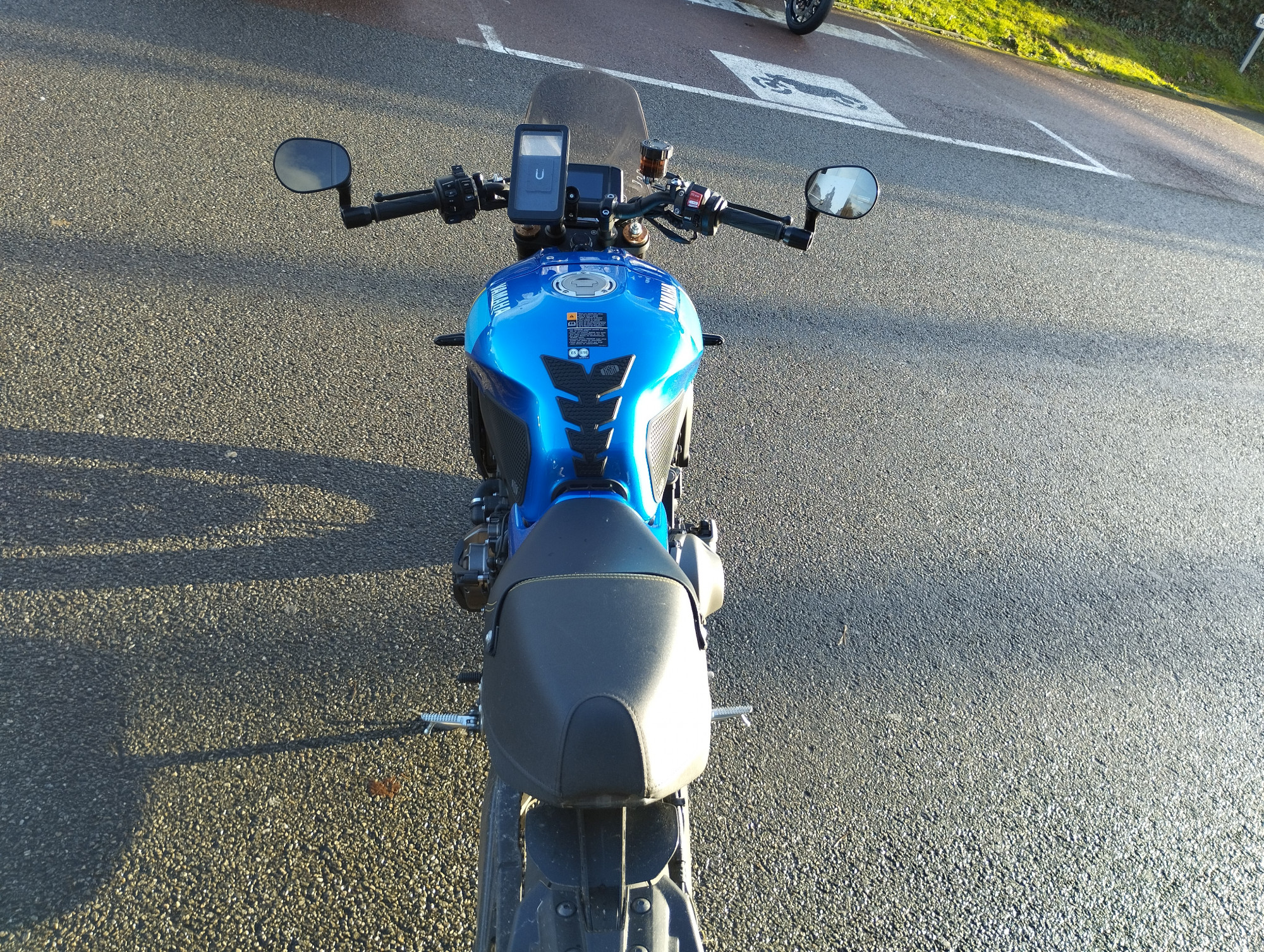 YAMAHA XSR 900 35KW 2024 899 cm3 | moto roadster | 4 000 km | Bleu | 44700 Orvault